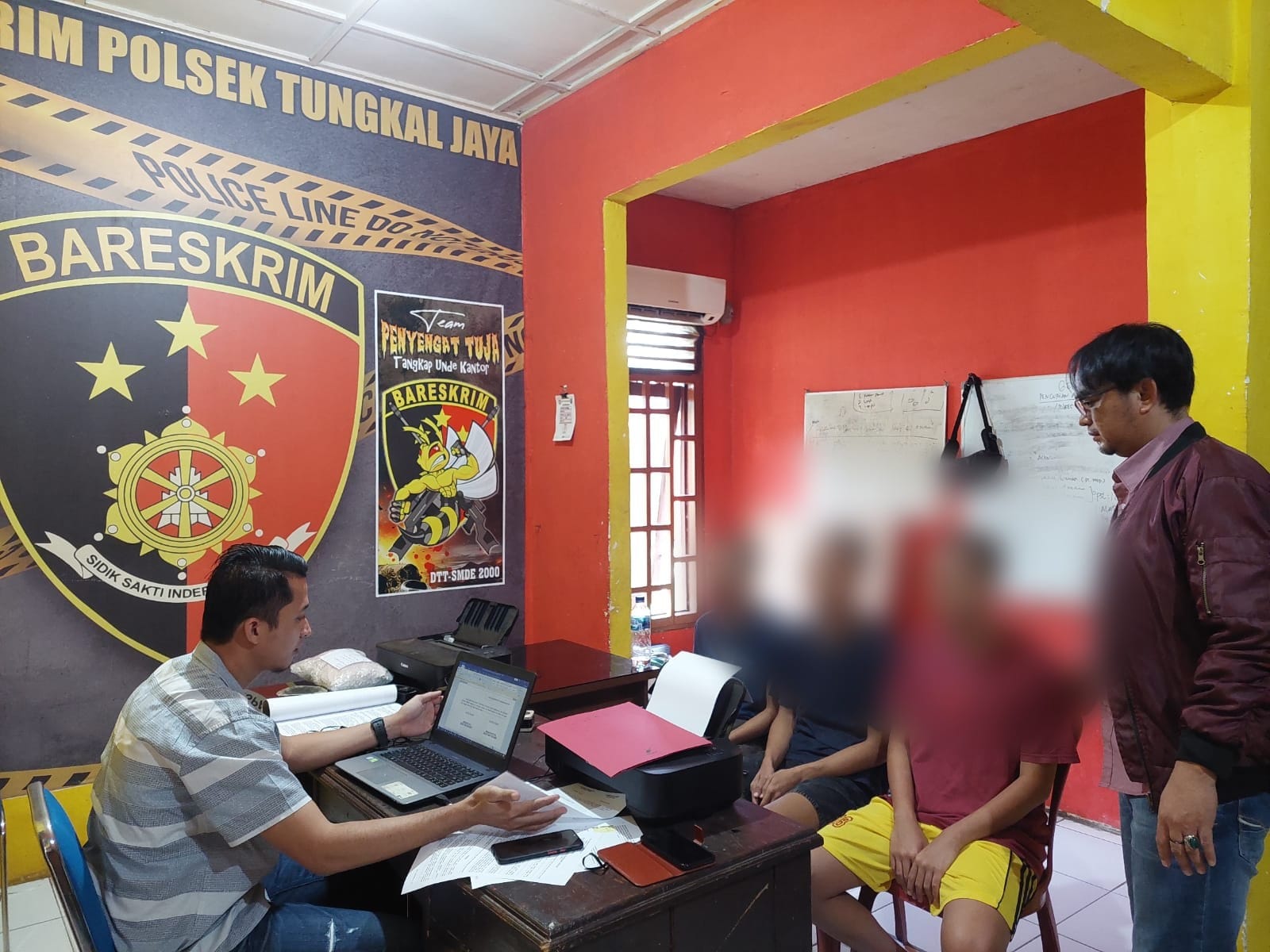 Tiga Pelajar Yang Masuk dalam DPO (Daftar Pencarian Orang) - Lahat Hotline
